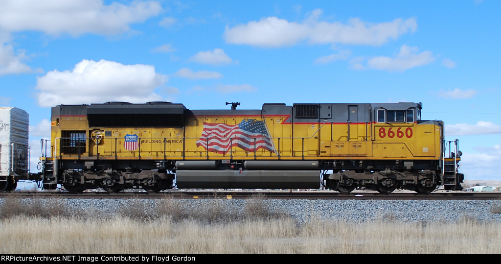 UP 8660 is DPU on east bound UP freight